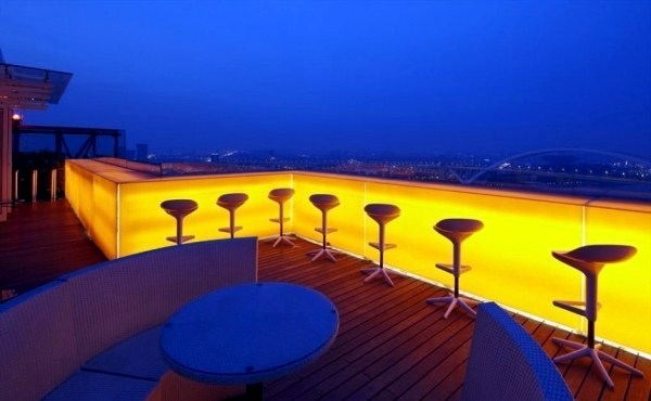 The ultra modern bar design in Shanghai | Avso