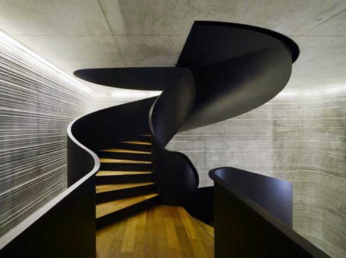 Go to top: 10 stunning innovative stairs with or without railings | Avso